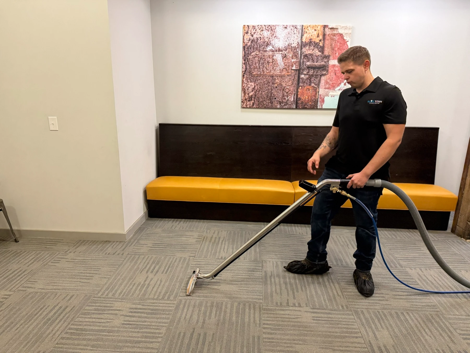 Expert Carpet Cleaning for Multifamily Properties | Blue Titan